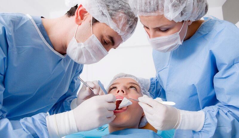 Extração dental: entenda quando ela é necessária